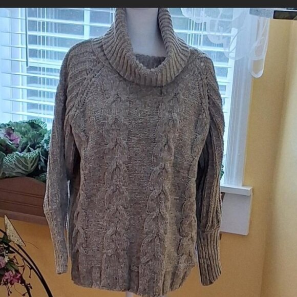 moon & madison | Sweaters | Moon Madison Cable Knit Sweater | Poshmark